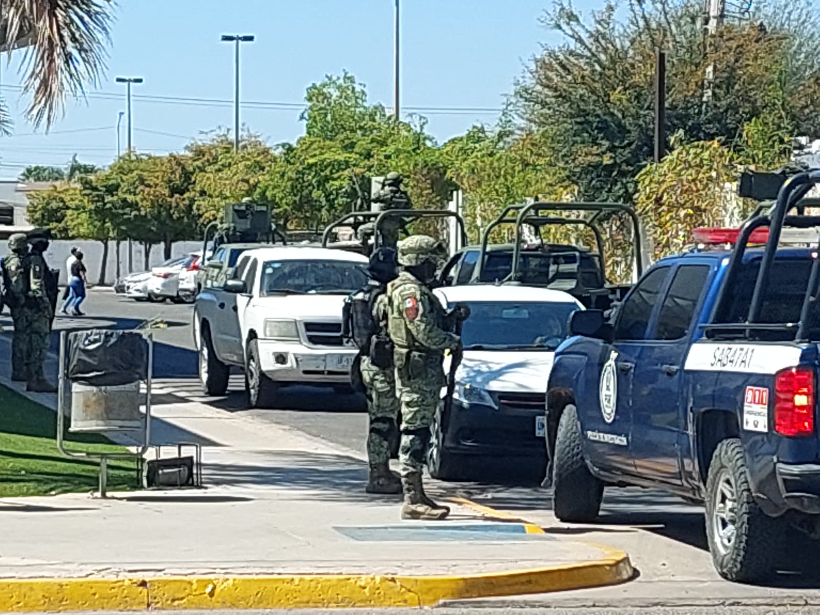 Arriban peritos de Sinaloa y Chihuahua a funeraria a validar identidad de “El Chueco” | Los ...