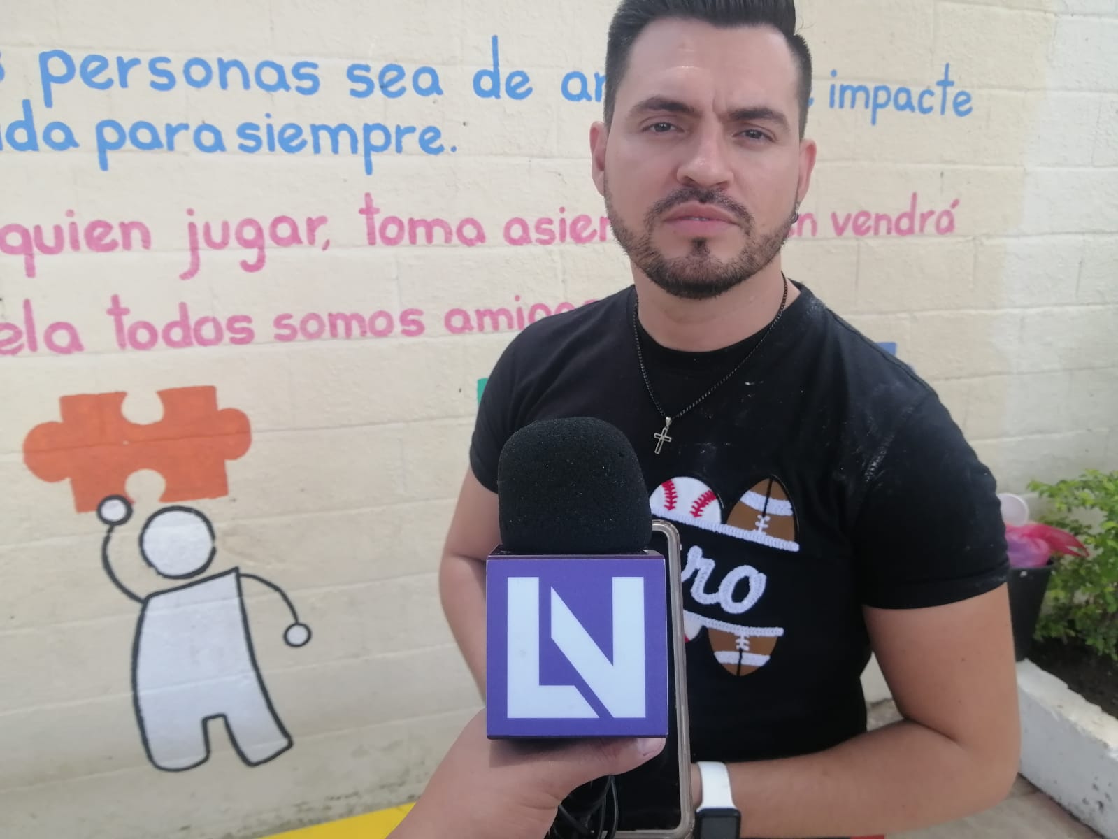 Ya no más niños solos en el recreo con la Banca Roja de la primaria ...