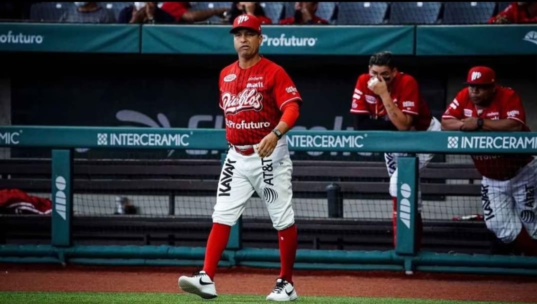 Juan Gabriel Castro fuera de los Diablos Rojos | Los Noticieristas