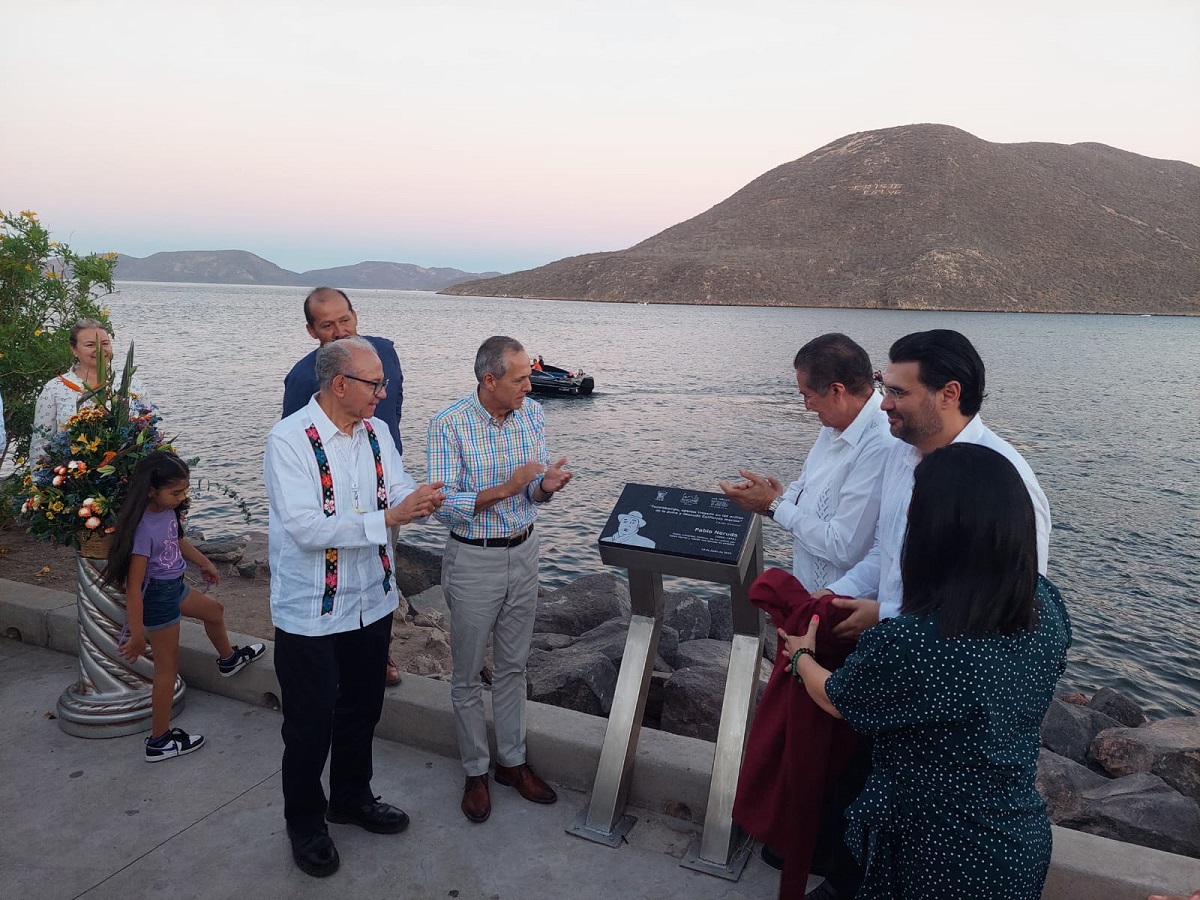 Firman en Ahome iniciativa para instituir el Día de la Banda Sinaloense ...