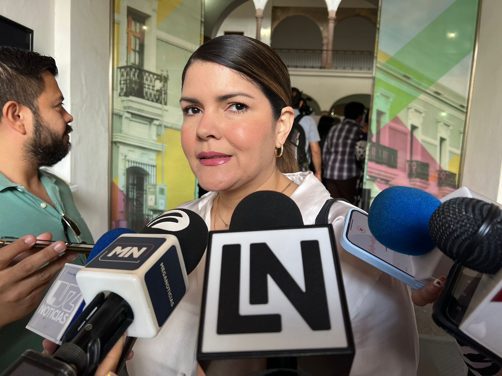 Morena no se quiere apoderar de la UAS; ‘no somos iguales’: Merary a ...