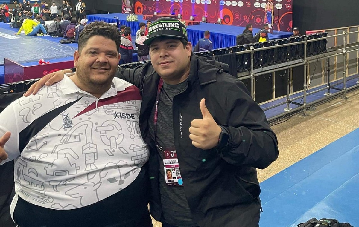 El luchador sinaloense Paúl Morales vuelve a hacer historia al lograr plaza para México a Juegos ...